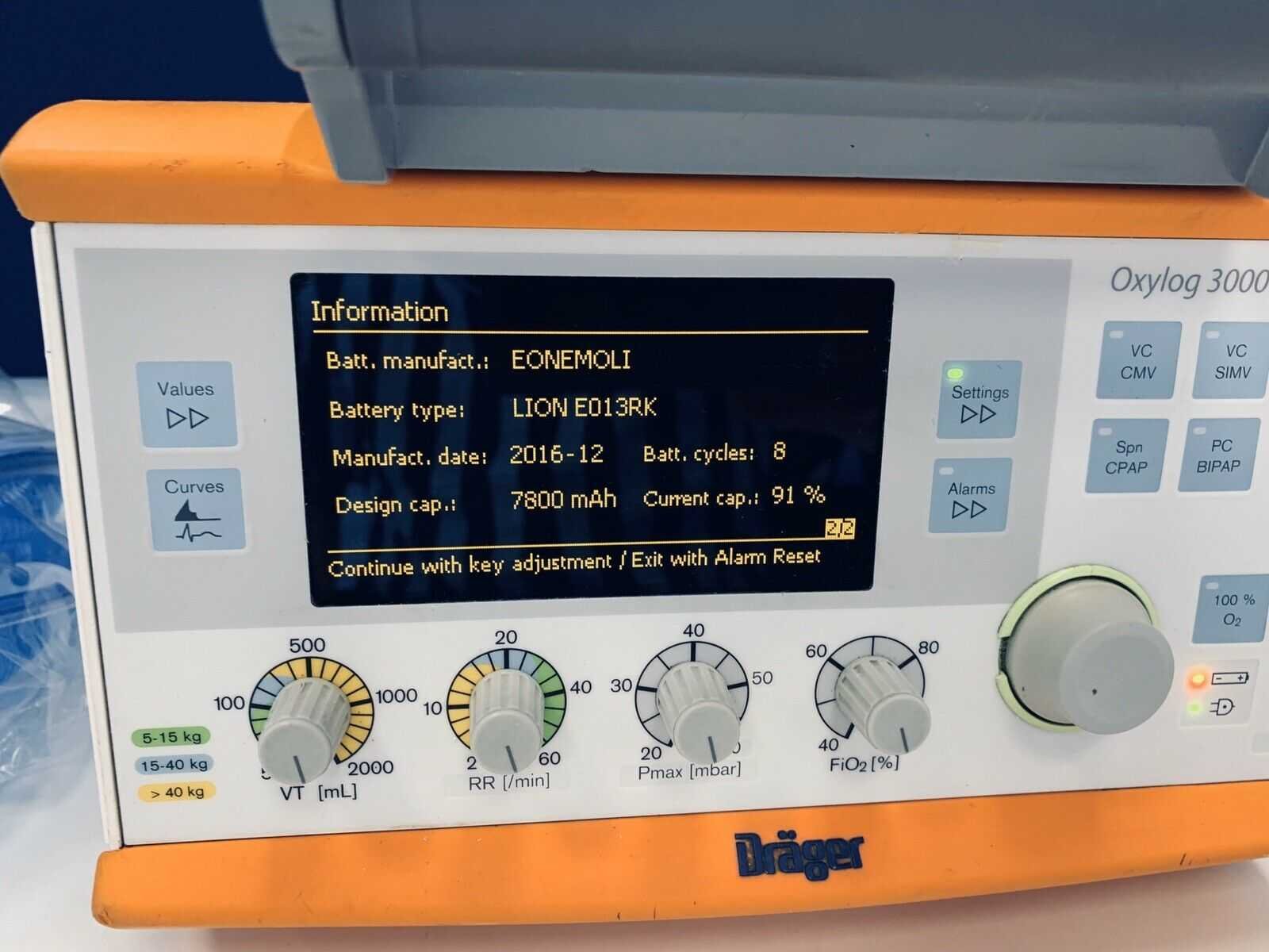Drager Oxylog 3000 Plus Transport Ventilator | Marcroft Medical